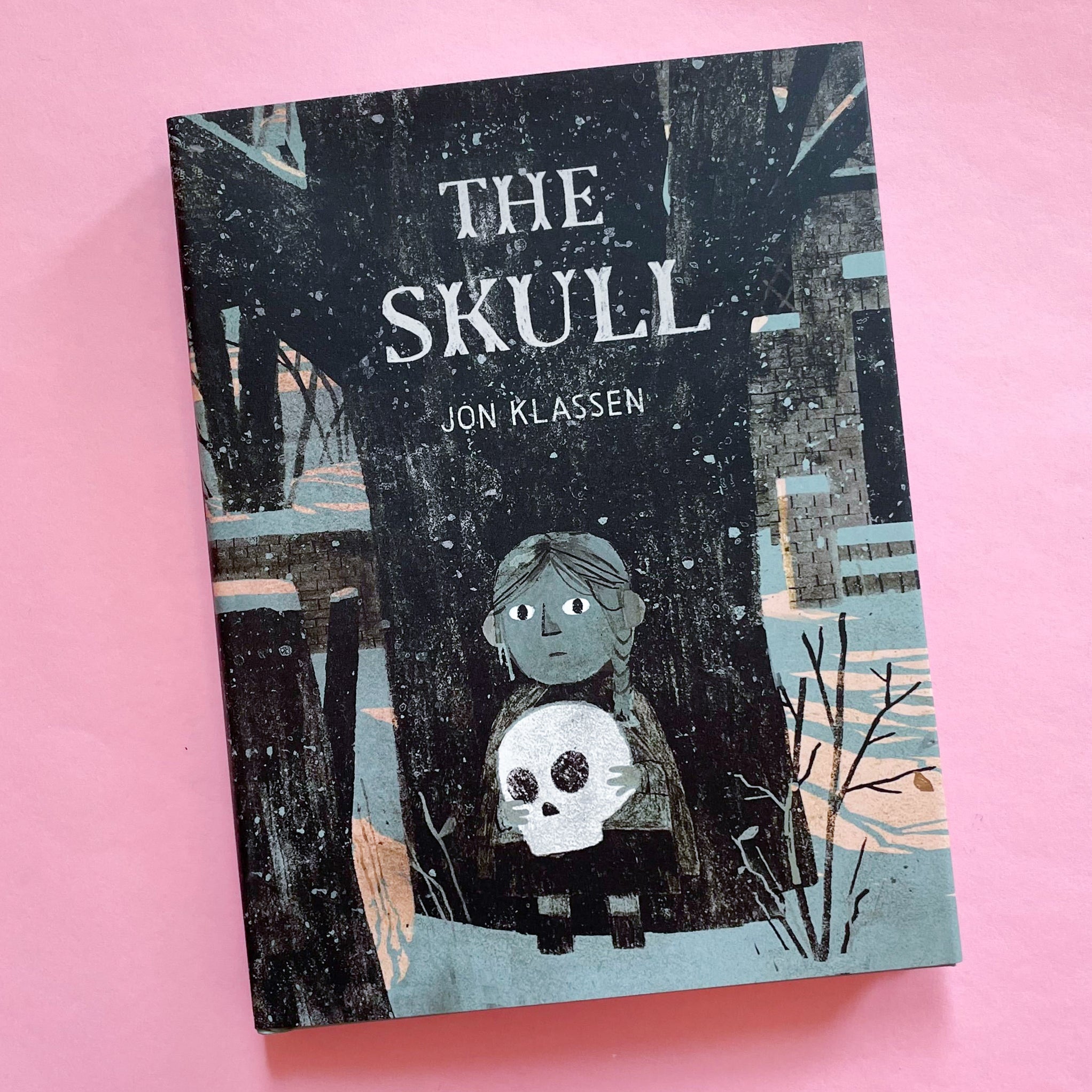 The Skull: A Tyrolean Folktale by Jon Klassen – Collage Collage