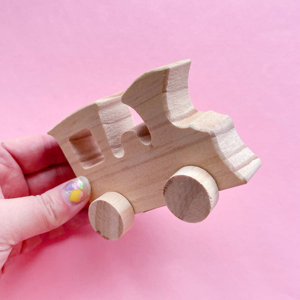 Wooden Paintable Train with moving Wheels – Collage Collage